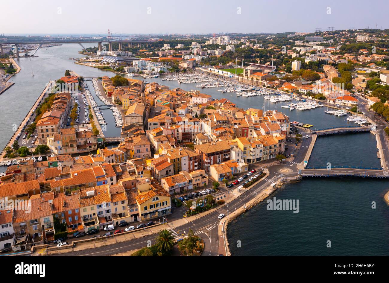 Ville de martigues Banque de photographies et d’images à haute résolution - Alamy