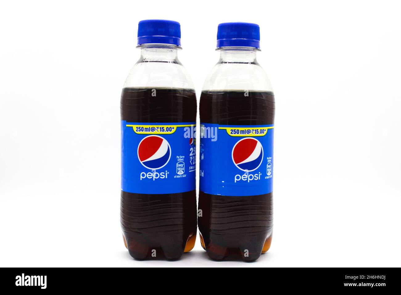 Bouteilles de verre de coca cola pepsi cola Banque de photographies et ...