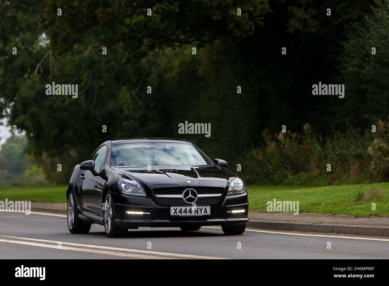 Open top mercedes car Banque de photographies et d’images à haute ...