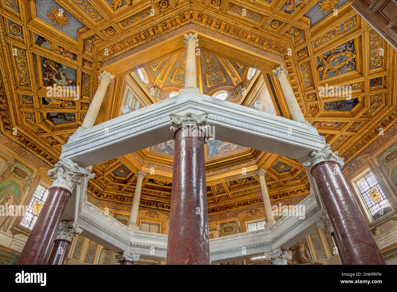 San giovanni en fonte al laterano Banque de photographies et d’images à ...