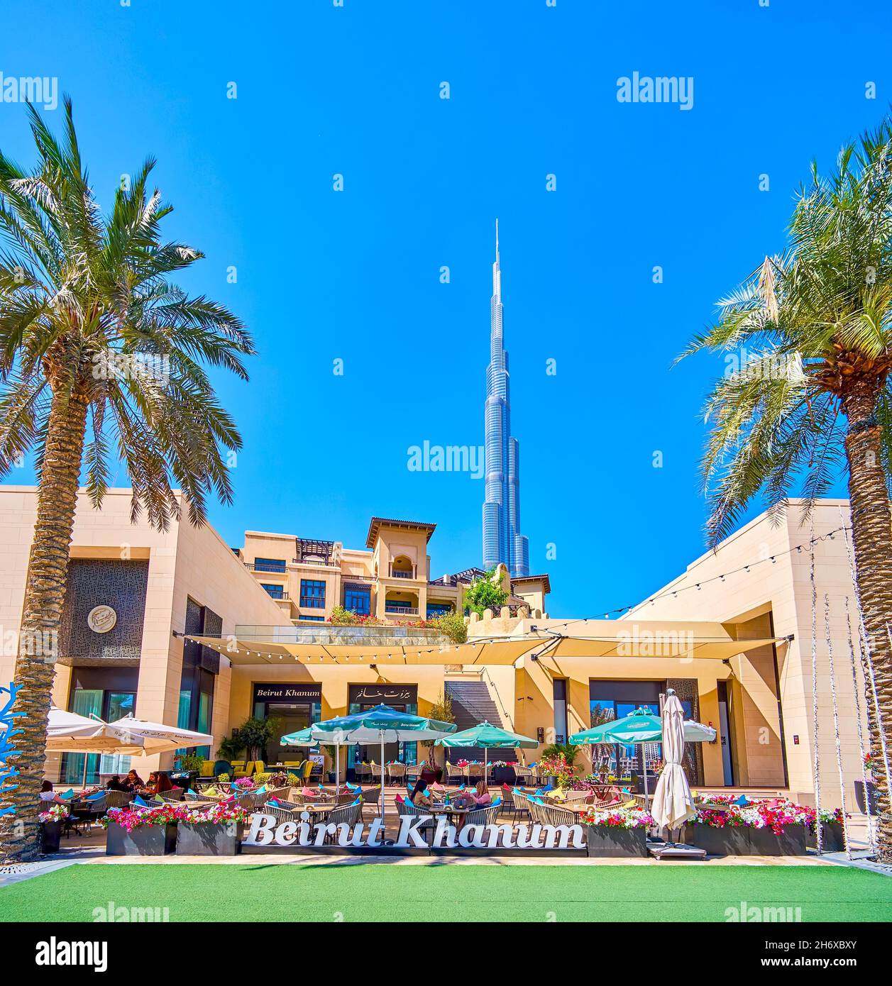 Downtown beirut terrace Banque de photographies et d’images à haute ...