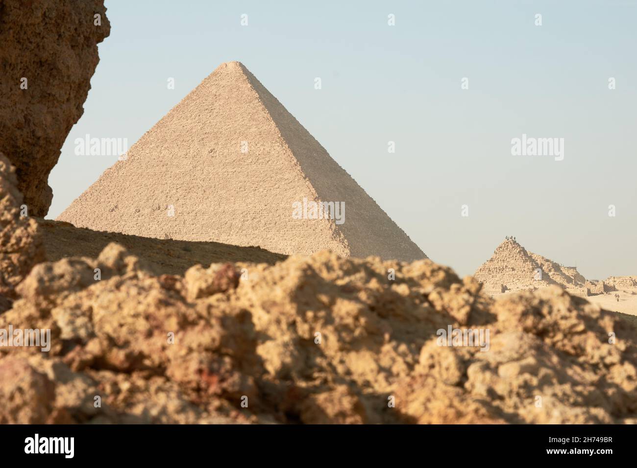 La grande pyramide de Gizeh (également connu sous le nom de la pyramide de Chéops et la pyramide ...