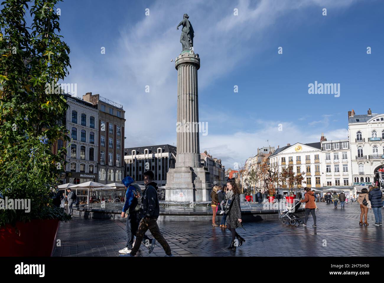 Architecture lille Banque de photographies et d’images à haute ...