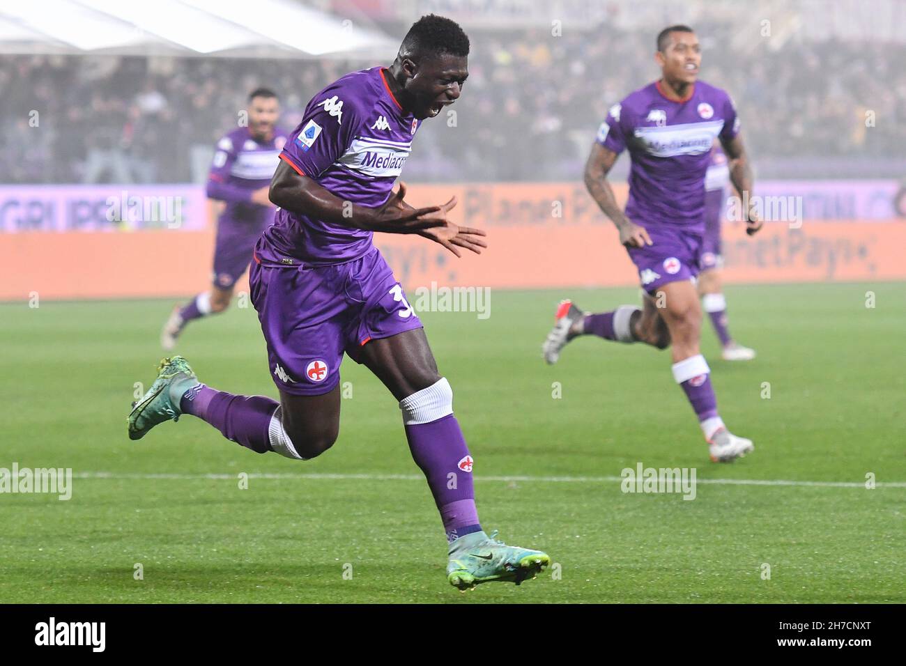 Stade Artemio Franchi, Florence, Italie, 20 novembre 2021,Alfred Duncan ...