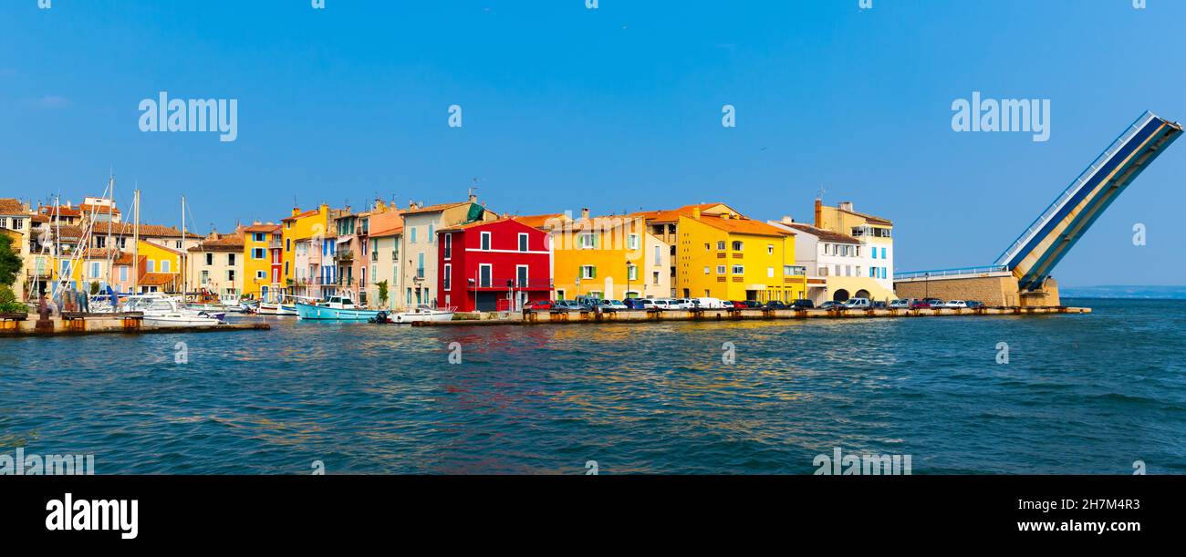 Ville de martigues Banque de photographies et d’images à haute résolution - Alamy
