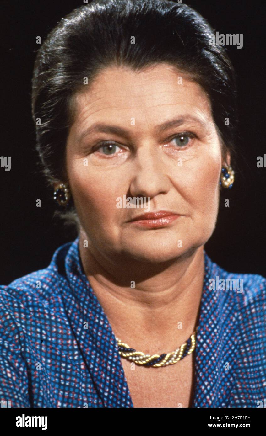 Simone veil Banque de photographies et d’images à haute résolution - Alamy