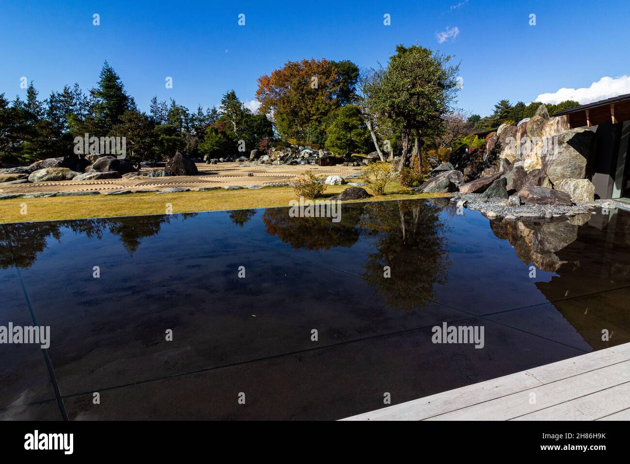 Homura no niwa Banque de photographies et d’images à haute résolution ...