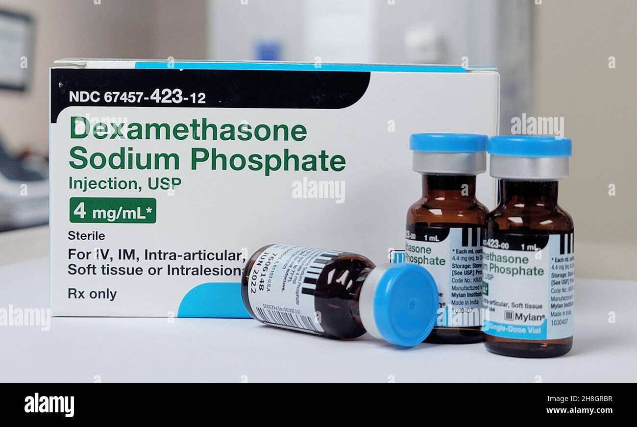 Dexamethasone sodium phosphate Banque de photographies et d’images à ...