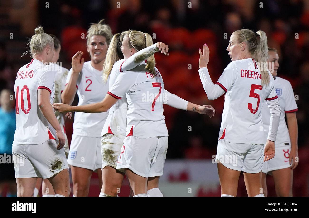 Beth Mead, en Angleterre, célèbre le sixième but de son équipe lors de ...
