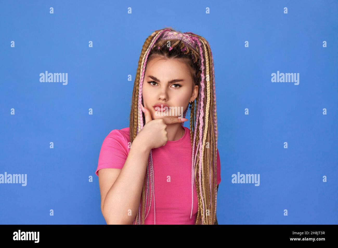 Femme insatisfaite Banque de photographies et d’images à haute ...