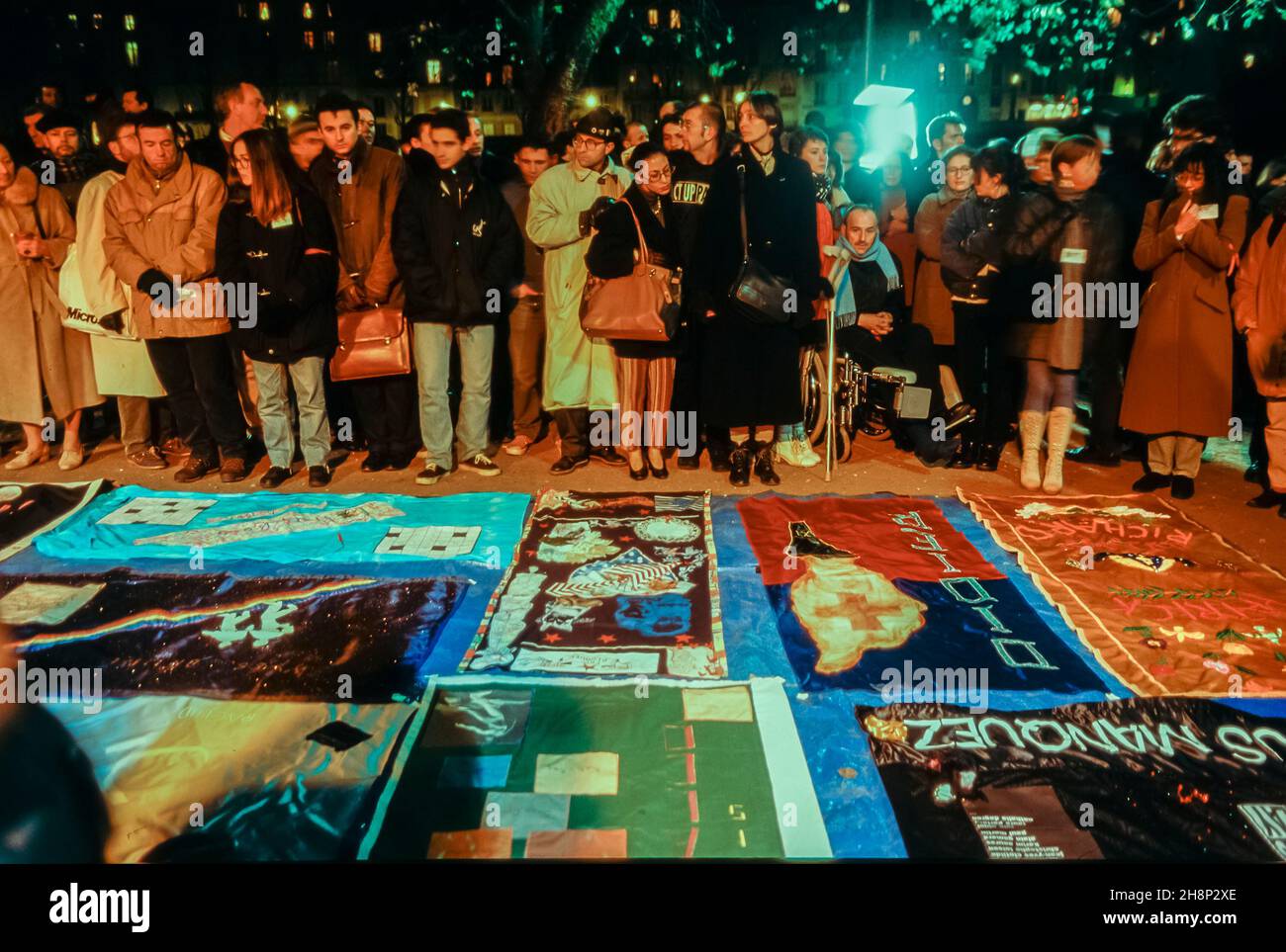 Paris, France, foule nombreuse, Front, visite du patchwork SIDA, Names ...