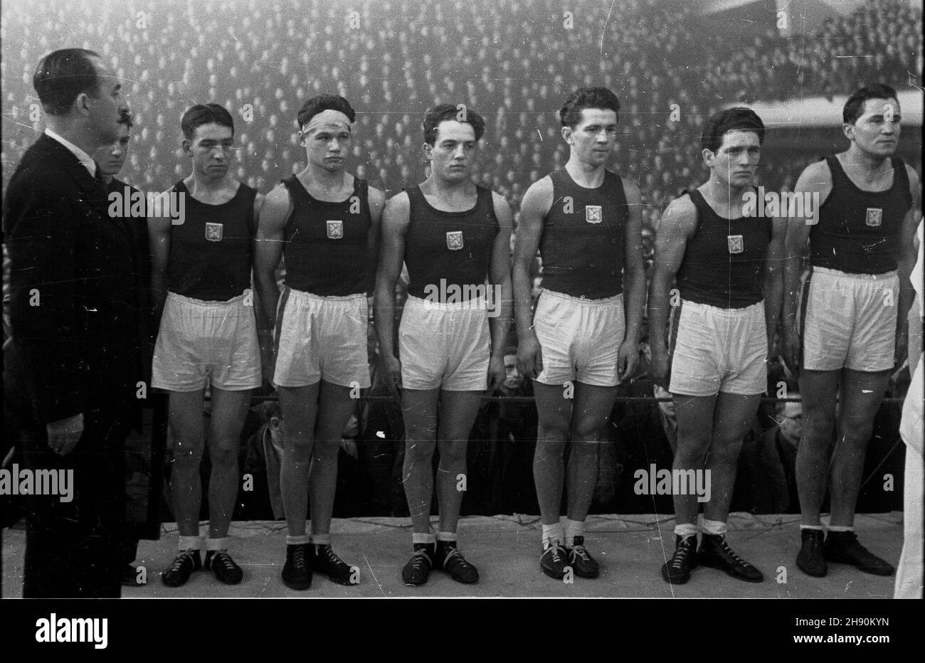 Waga piorkowa Banque de photographies et d’images à haute résolution ...