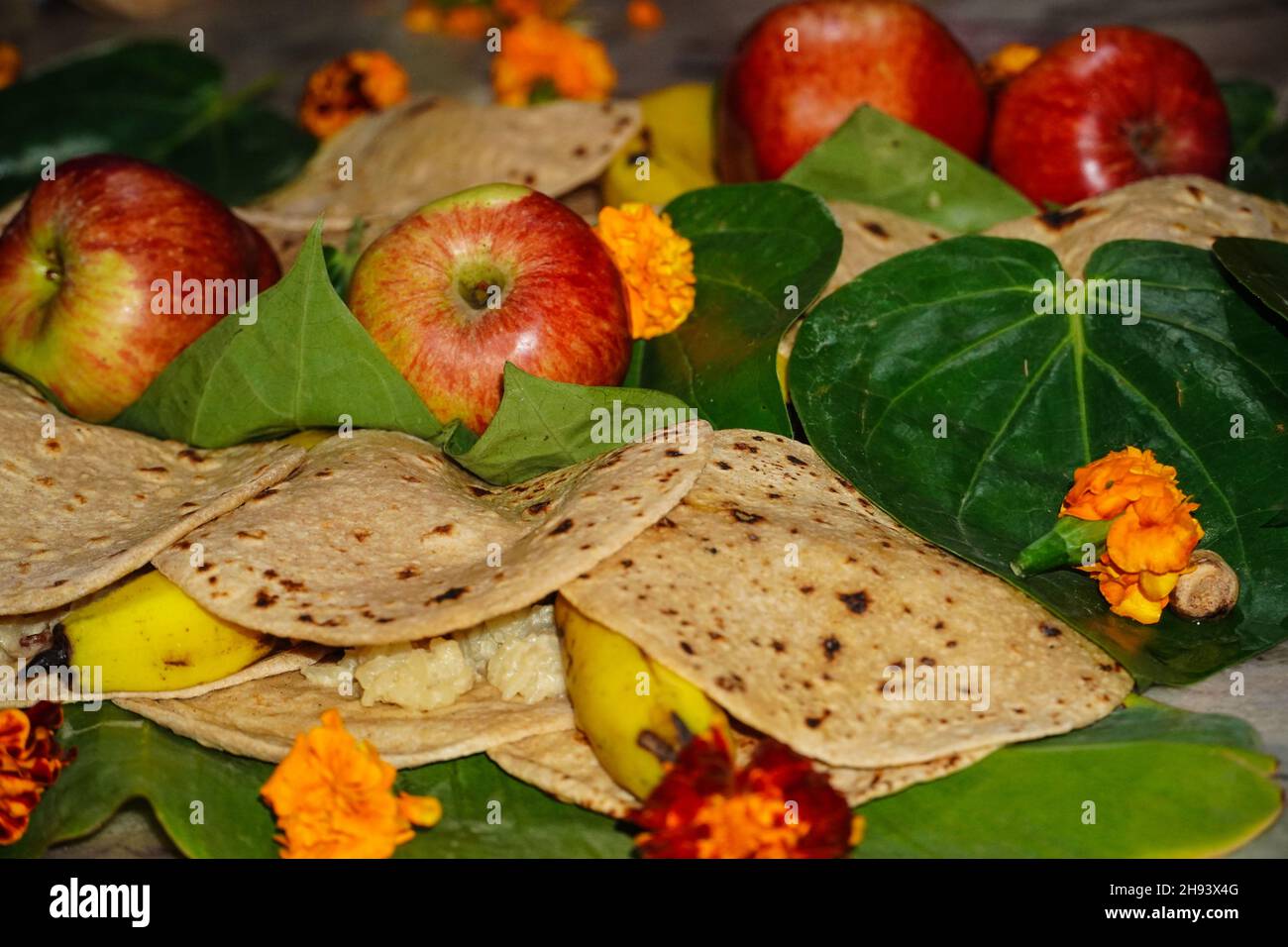 des images de la pooja indienne avec des fruits alimentaires et plus ...