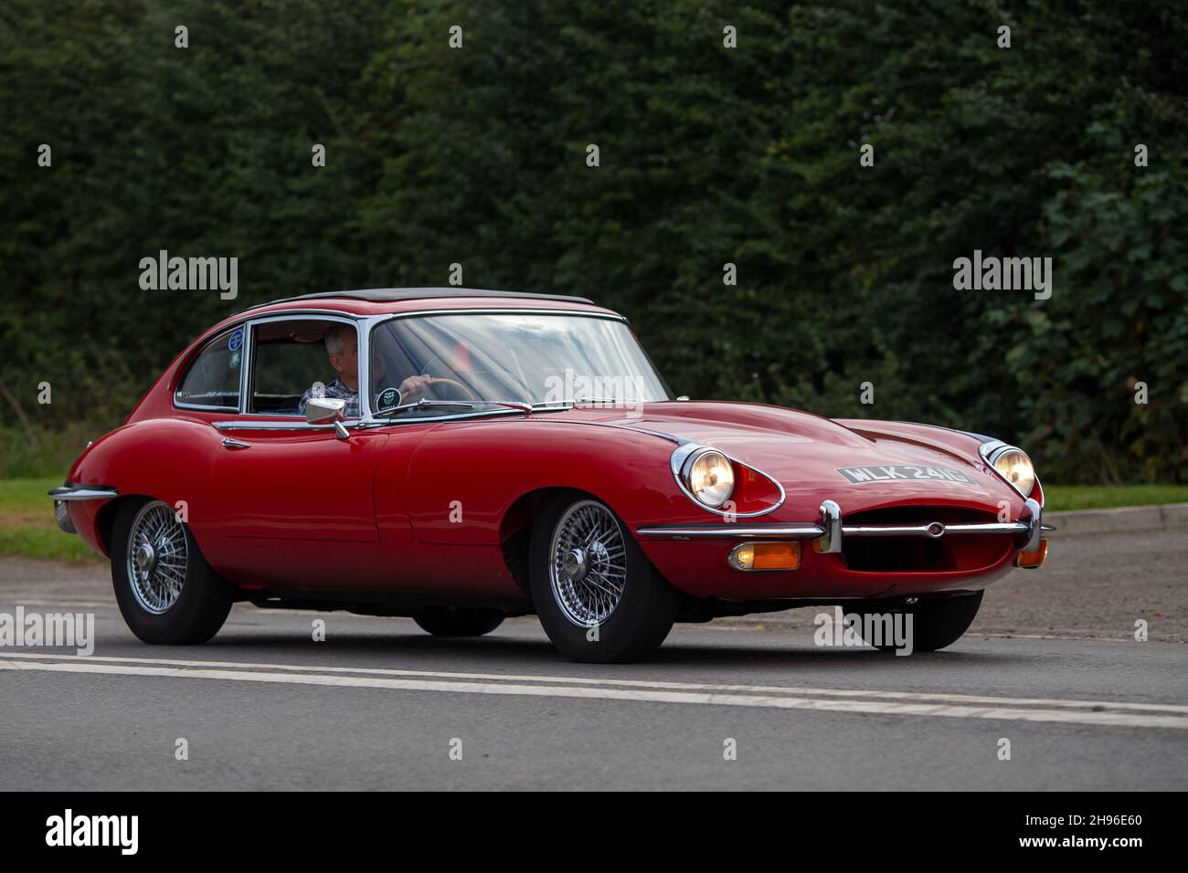 Rouge e type Banque de photographies et d’images à haute résolution - Alamy