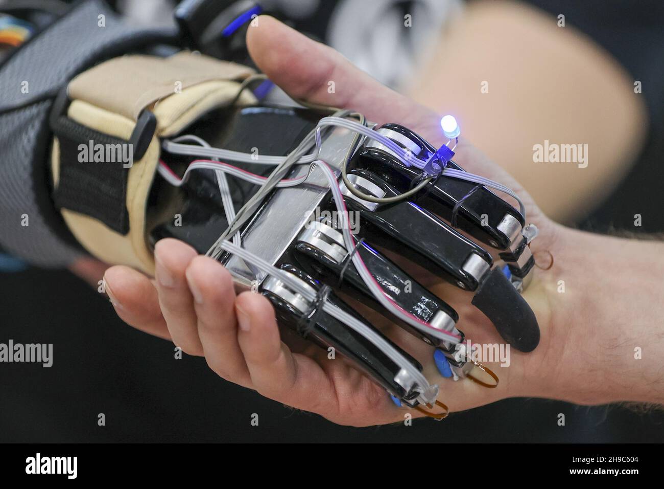 Une Main Bionique Banque d'image et photos - Alamy