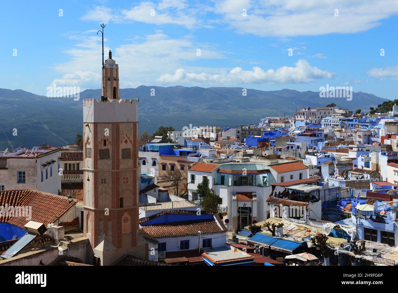 Chefchaouen mosque morocco Banque de photographies et d’images à haute ...