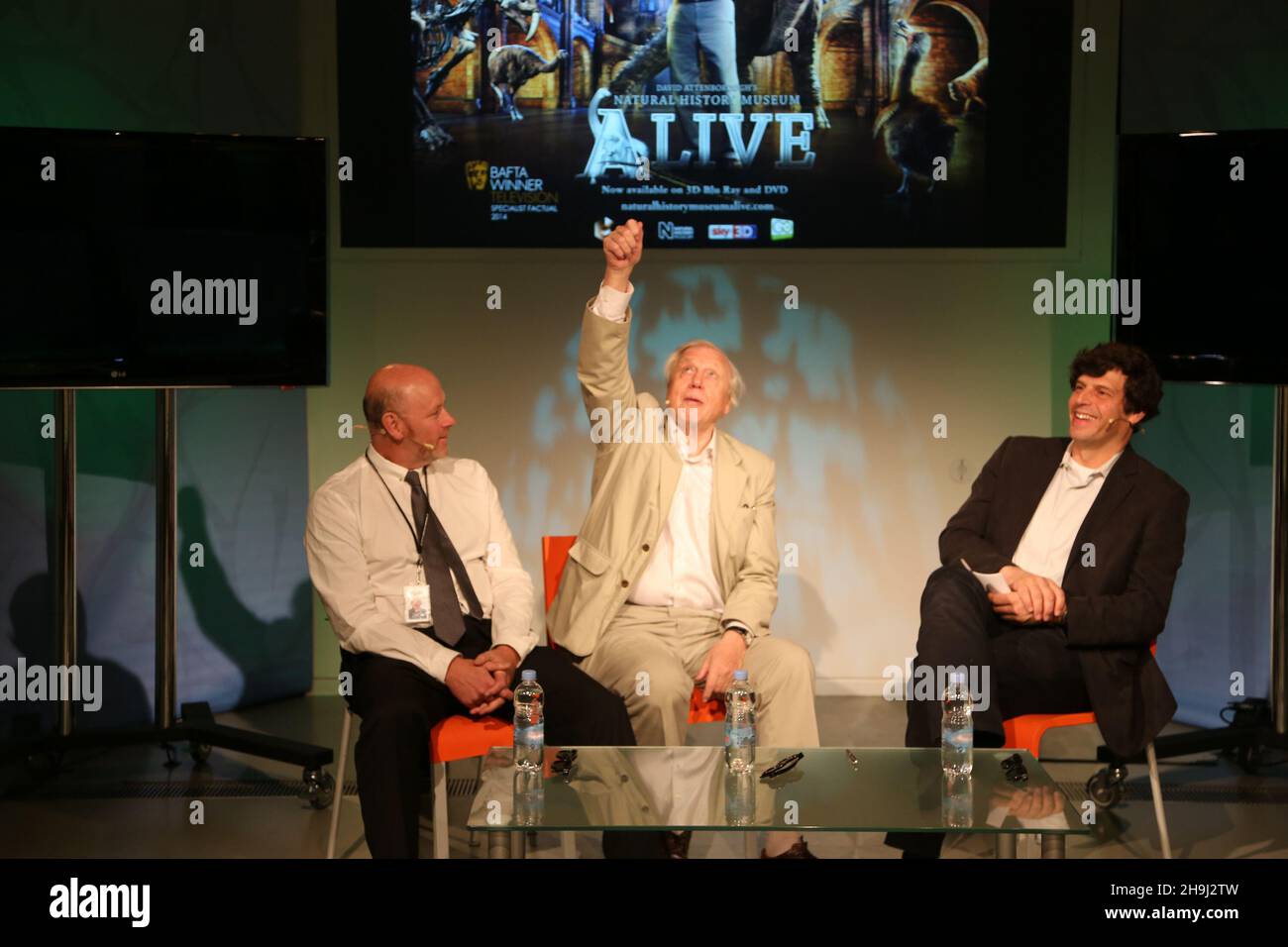 Sir David Attenborough, Anthony Geffen (PDG d'Atlantic Productions, à ...
