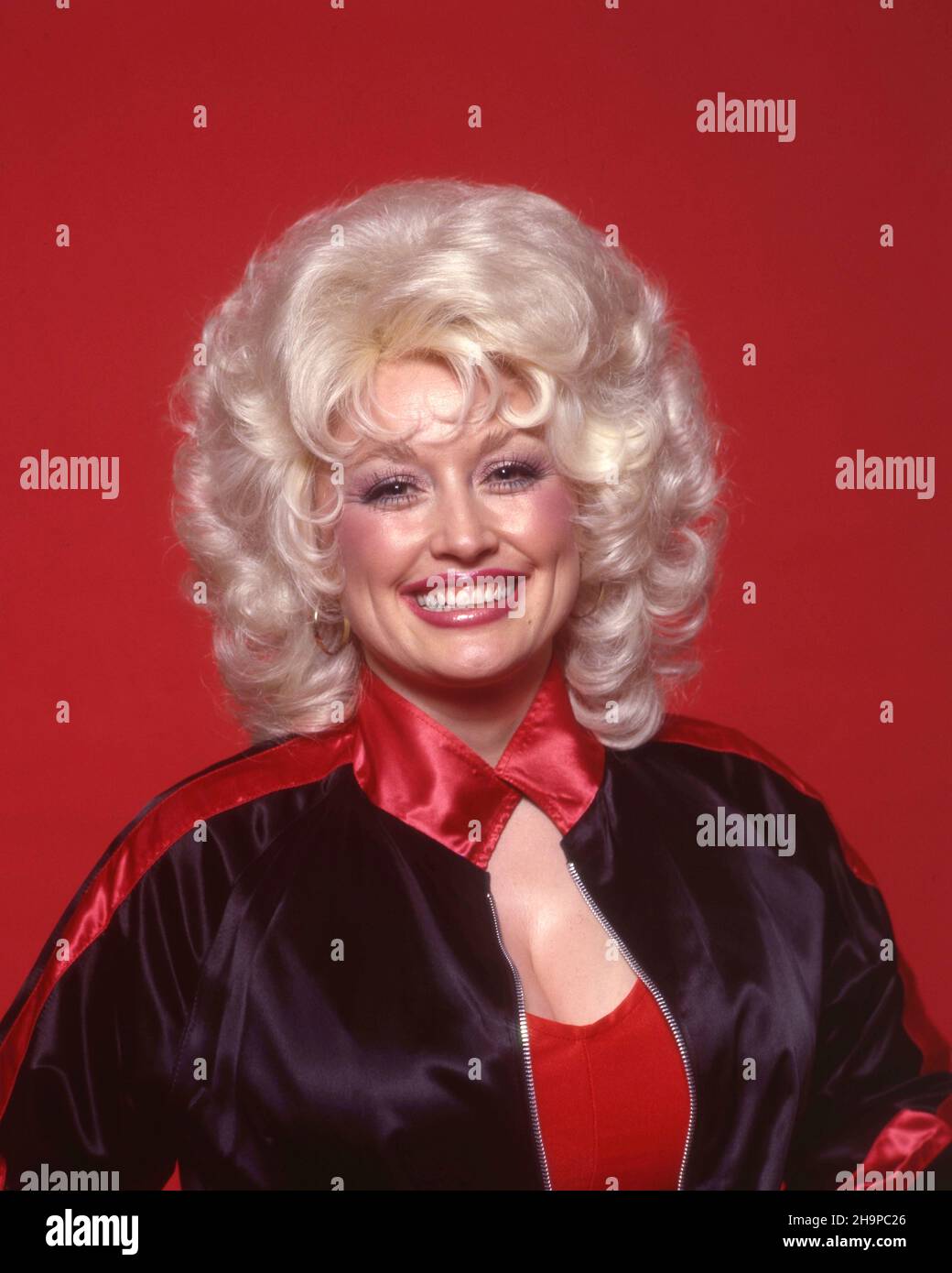 Dolly parton dolly parton poses Banque de photographies et d’images à ...