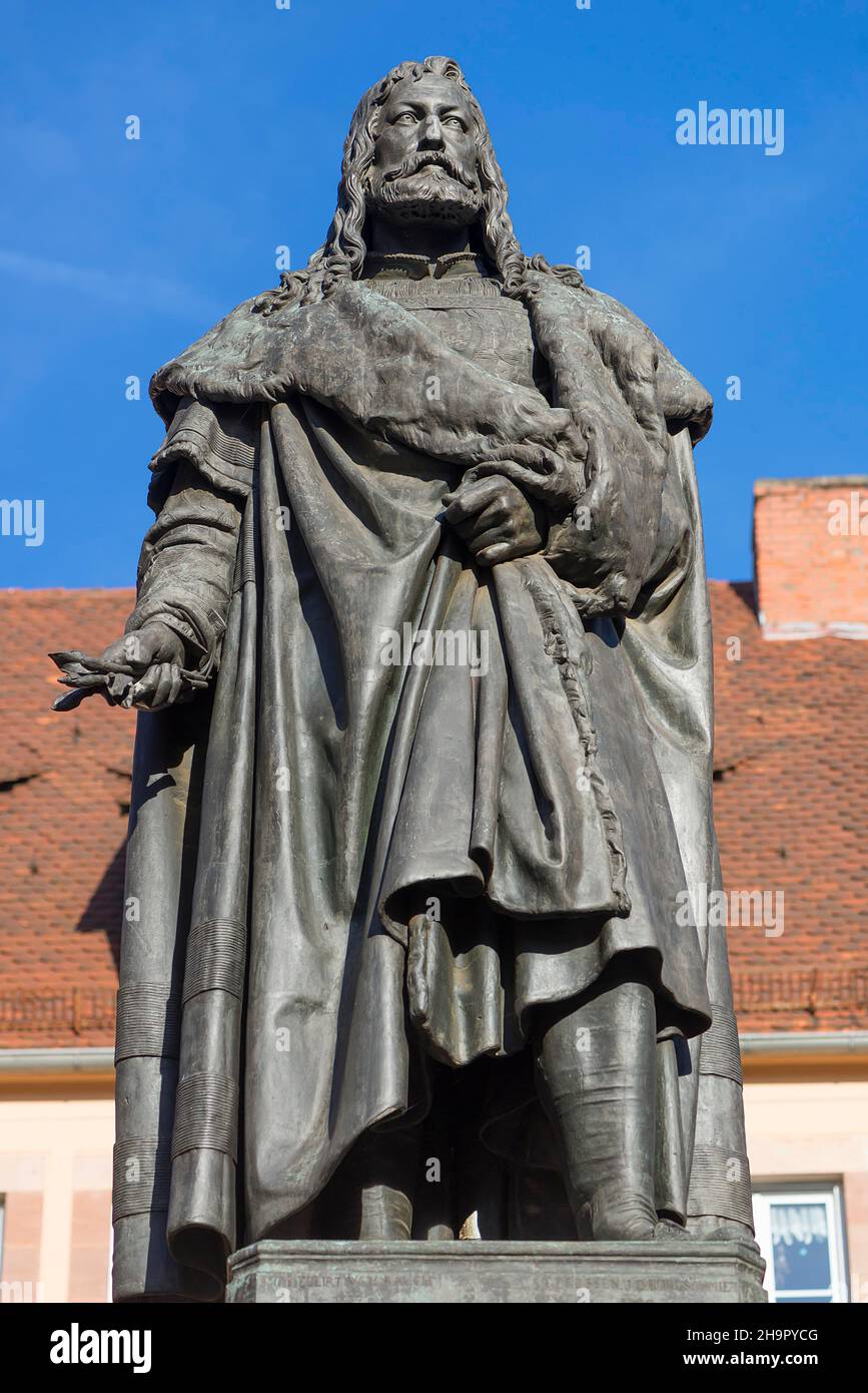 Albrecht Duerer Monument, conçu par Christian Daniel Rauch, inauguré en ...