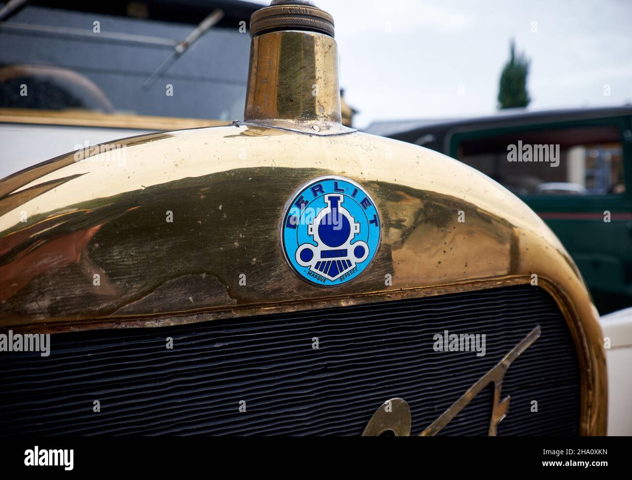 Old berliet logo Banque de photographies et d’images à haute résolution ...