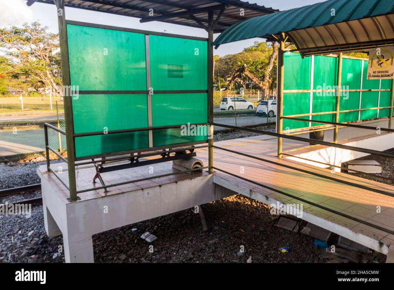 Train kota kinabalu Banque de photographies et d’images à haute résolution - Alamy