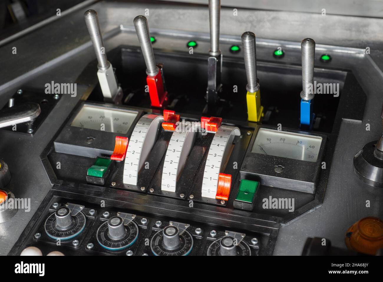 Télécommande de tesla Banque de photographies et d’images à haute ...