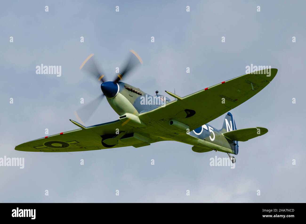 Seafire mk iii pp972 Banque de photographies et d’images à haute ...
