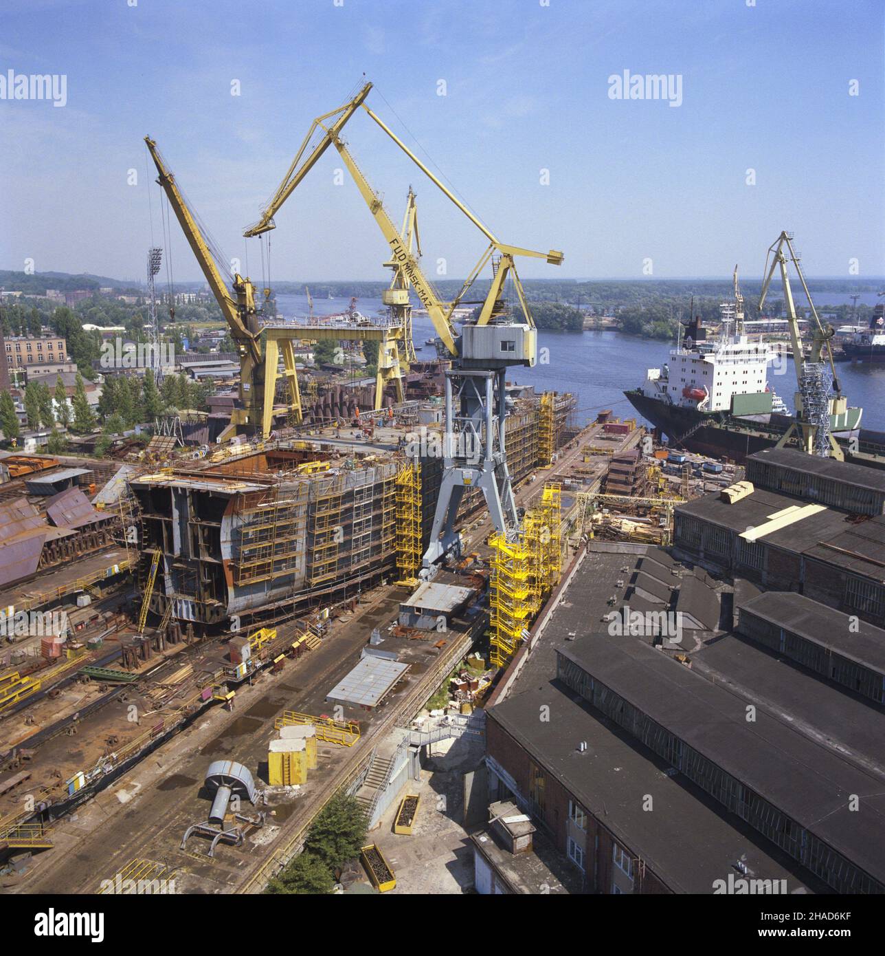 Stocznia szczecinska im adolfa warskiego Banque de photographies et d ...
