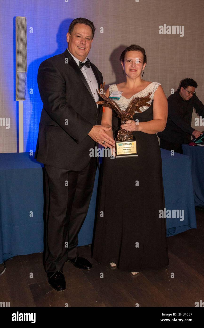 Anna Urman, Analyste principale des achats, Bureau de l'utilisation des ...