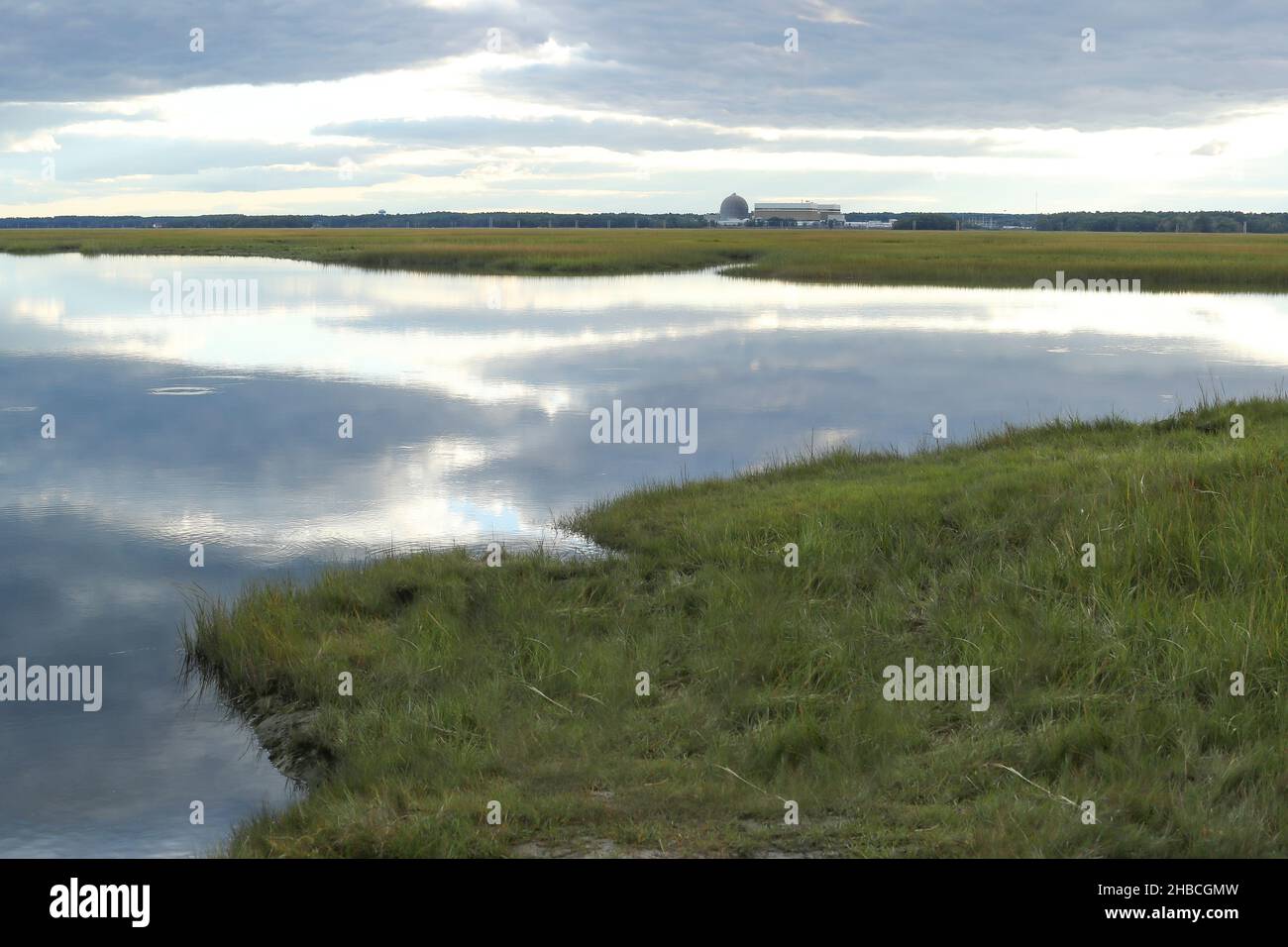 L'une des premières centrales nucléaires du pays.La rivière Browns est ...