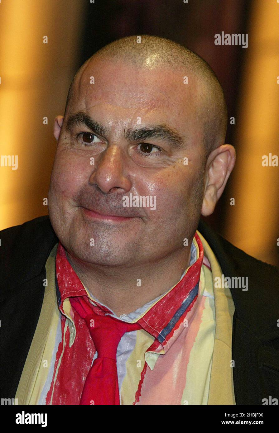 Eric Hall arrive à la finale du « UK Music Hall of Fame », la série ...