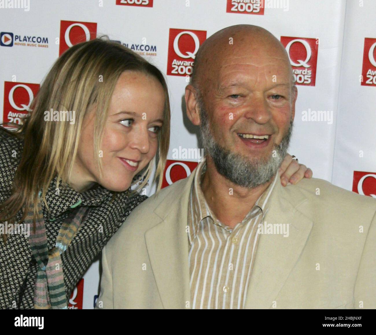 Michael eavis et sa fille emily arrivent aux q awards Banque de ...