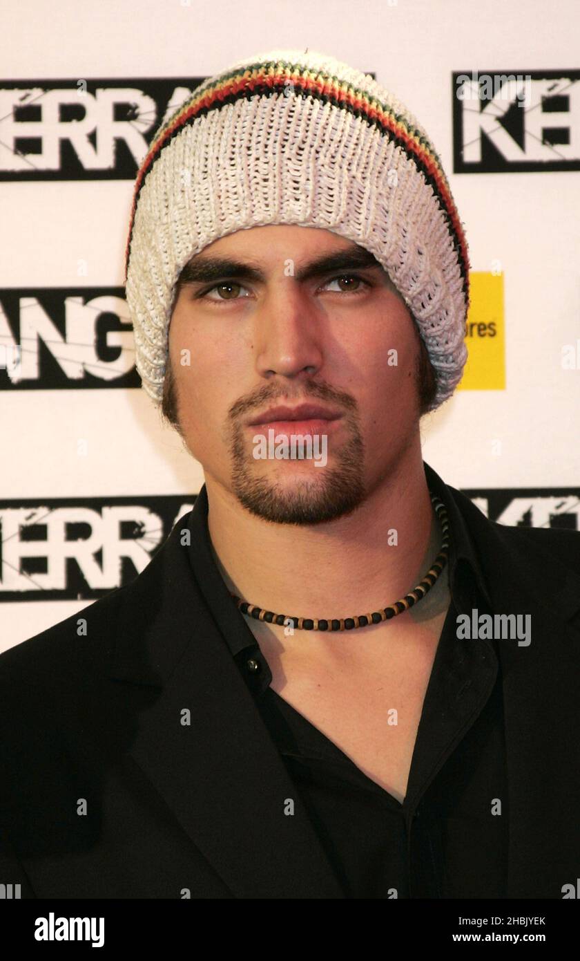 Charlie simpson arrive sur le tapis rouge au kerrang Banque de ...