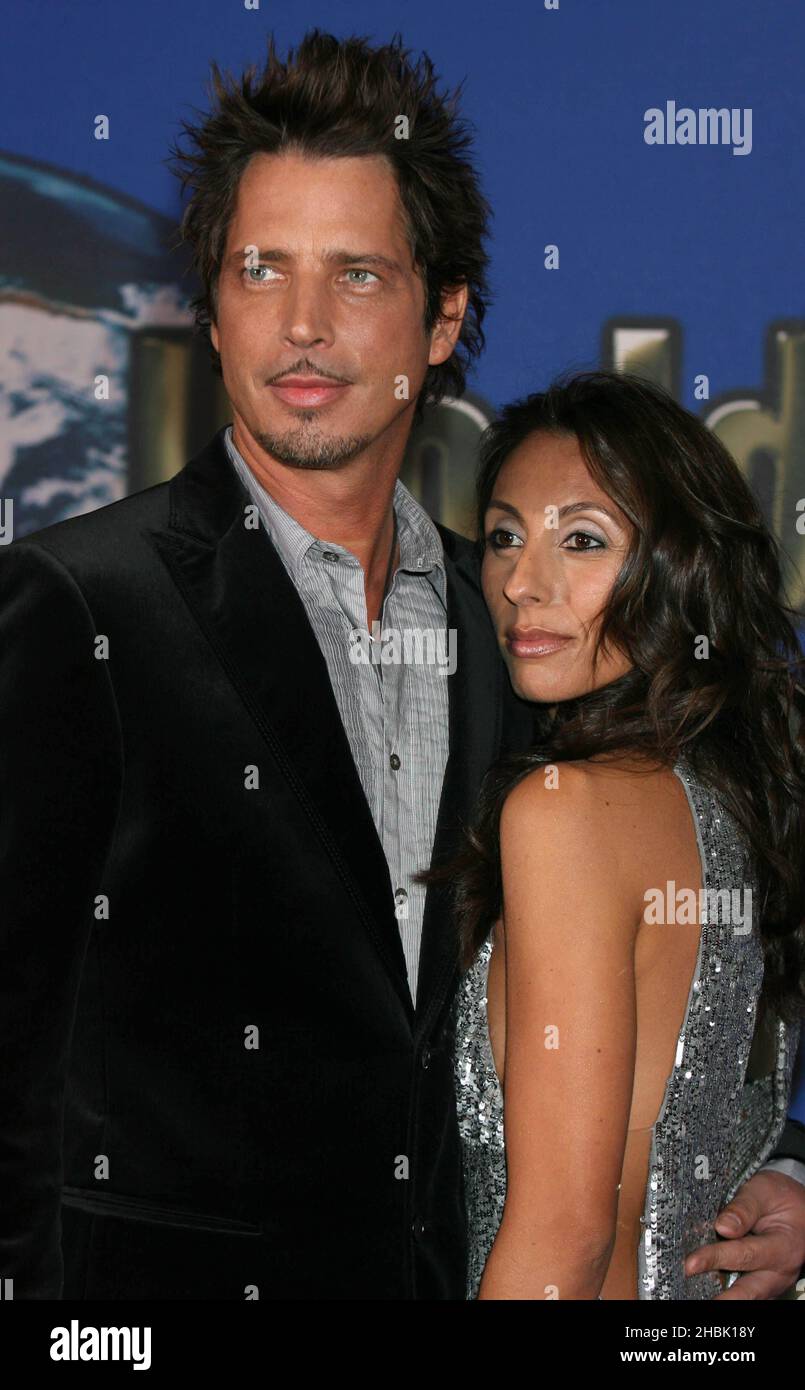 Chris cornell and wife vicky cornell Banque de photographies et d ...
