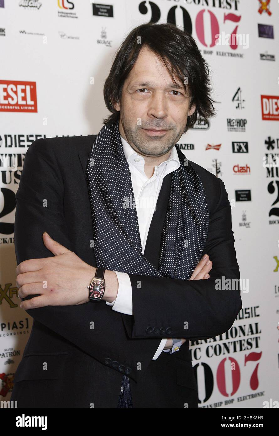 Peter saville Banque de photographies et d’images à haute résolution ...