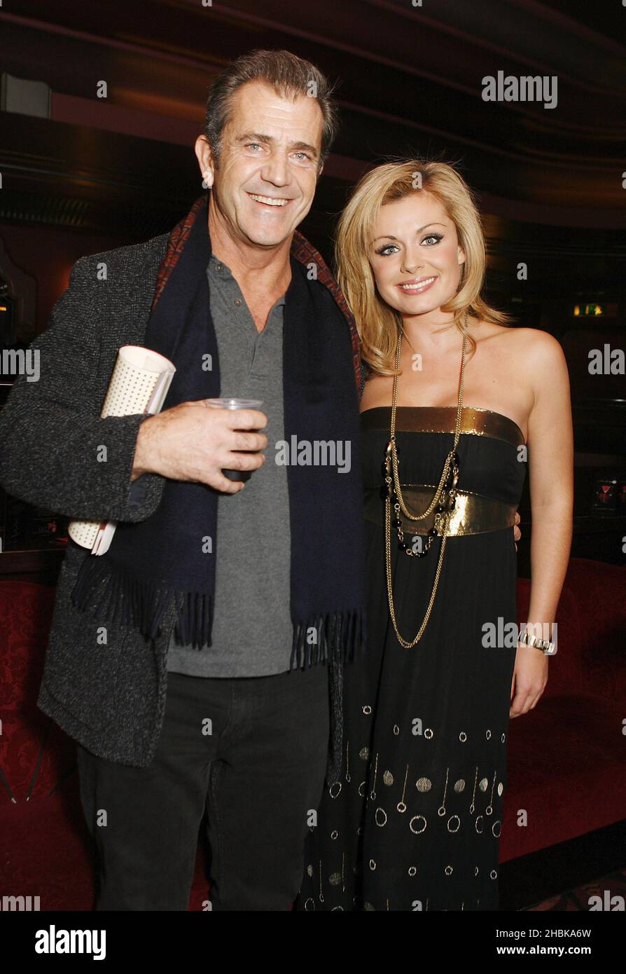 Mel Gibson et Katherine Jenkins à la réception de Viva la Diva, Carling ...