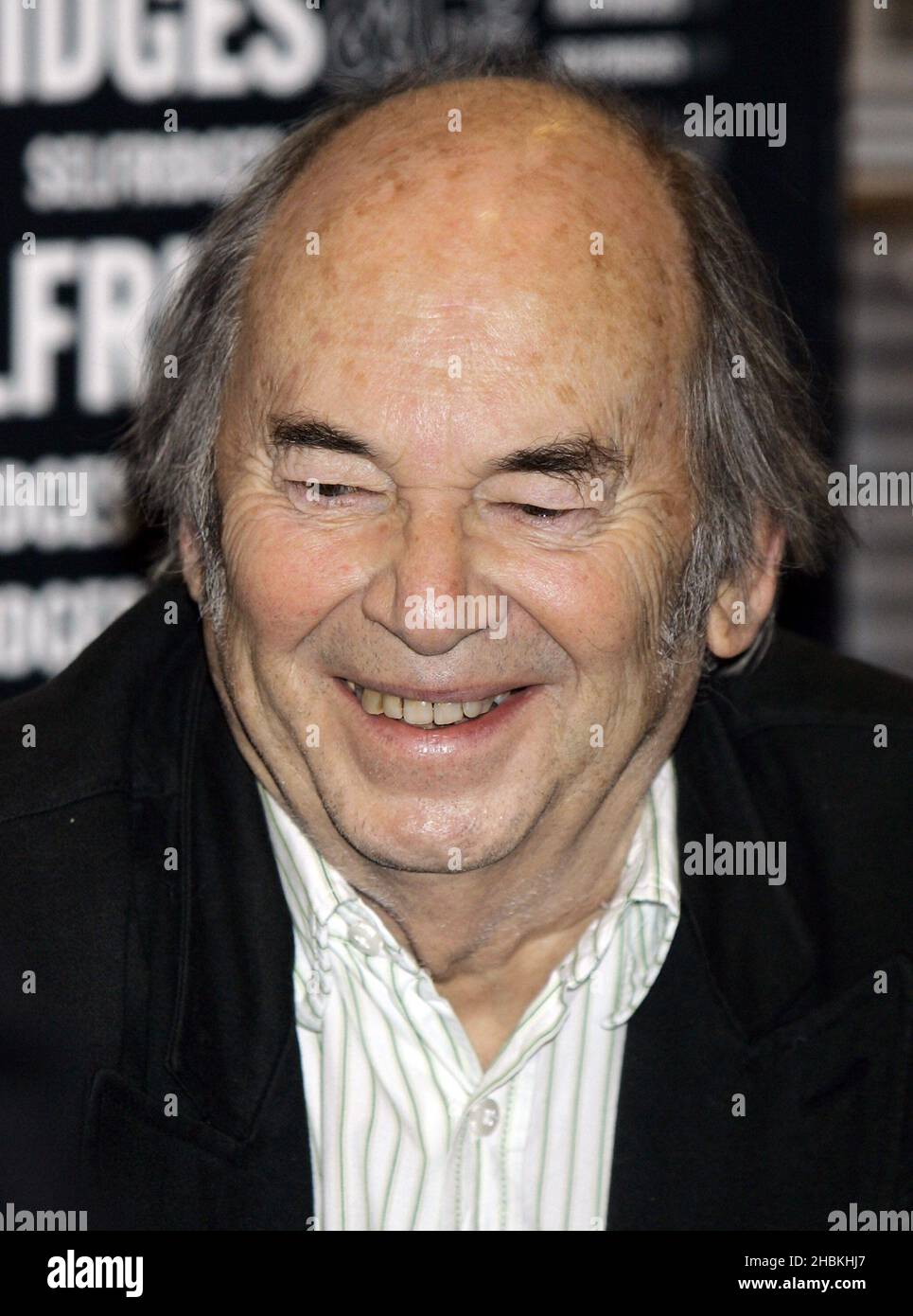 Quentin Blake à une signature pour son livre, "le garçon dans la robe ...