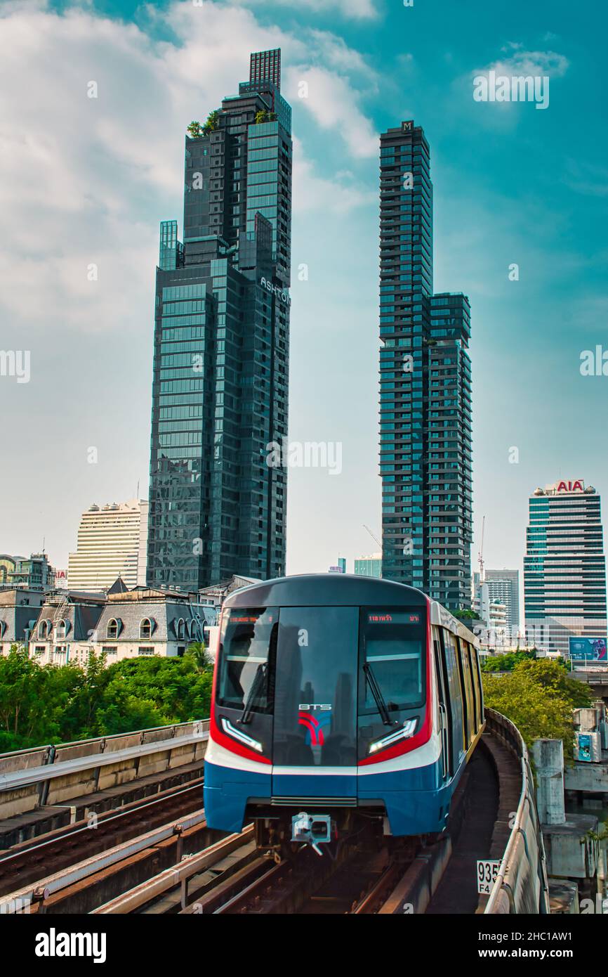 Train futuriste ciel Banque de photographies et d’images à haute ...