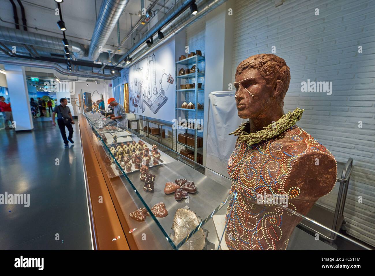 Visite du musée du chocolat de la Maison Cailler à Broc, en Suisse ...