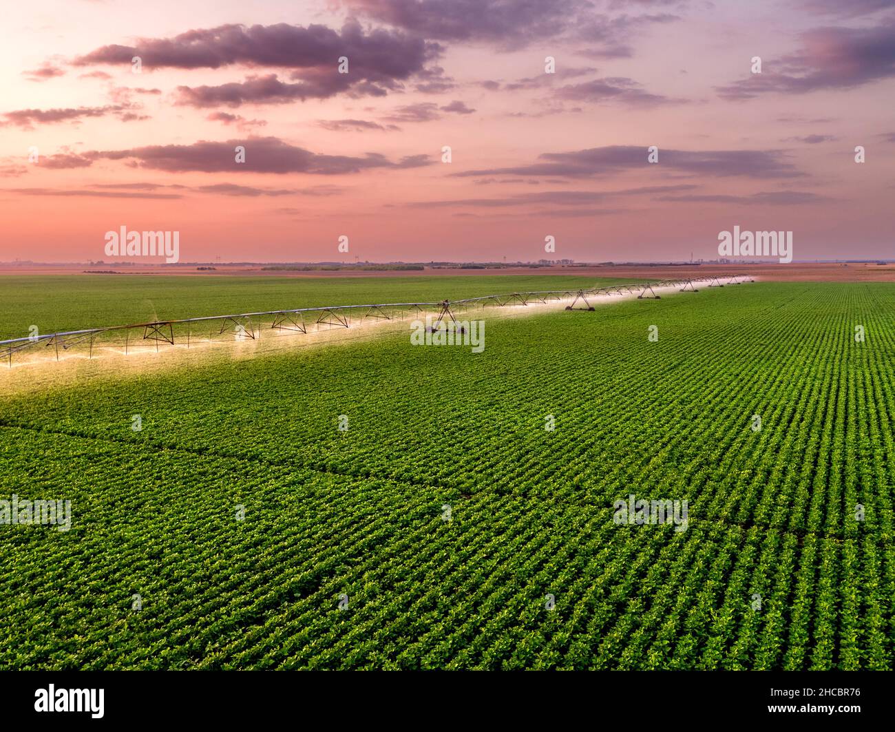 Arrosage machine agricole Banque de photographies et d’images à haute ...