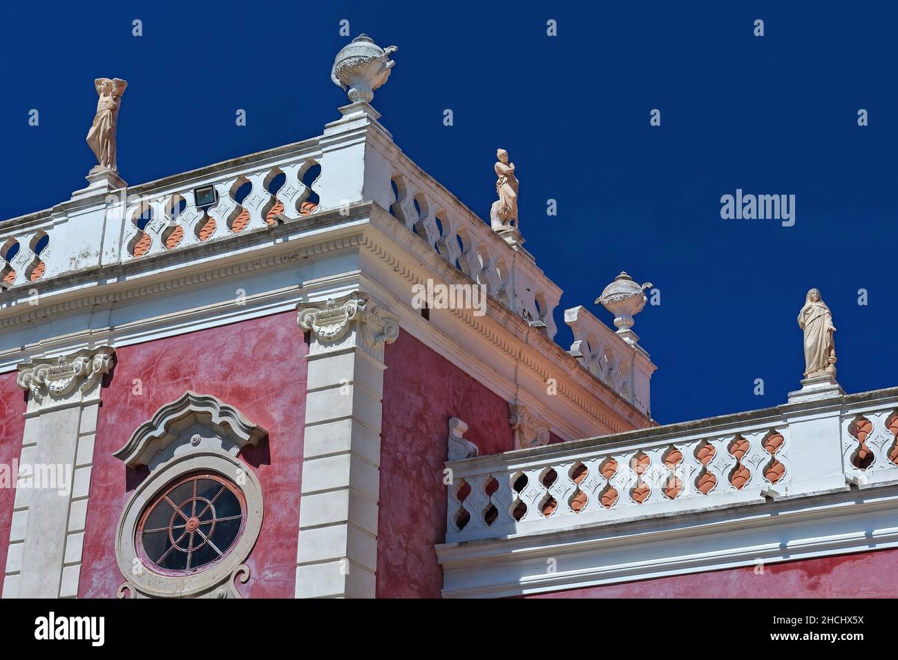 Balustrade blanche Banque de photographies et d’images à haute ...