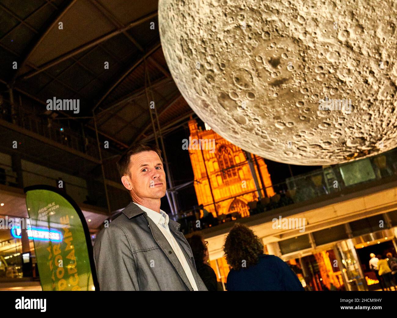 Luke jerram Banque de photographies et d’images à haute résolution - Alamy