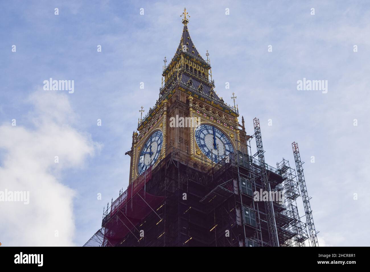 Big Ben a sonné pour la première fois en quatre ans à 12 h le 31st ...