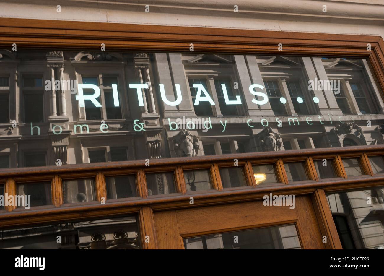 Logo du magasin de la marque « rituels ».Rituals est une entreprise de ...
