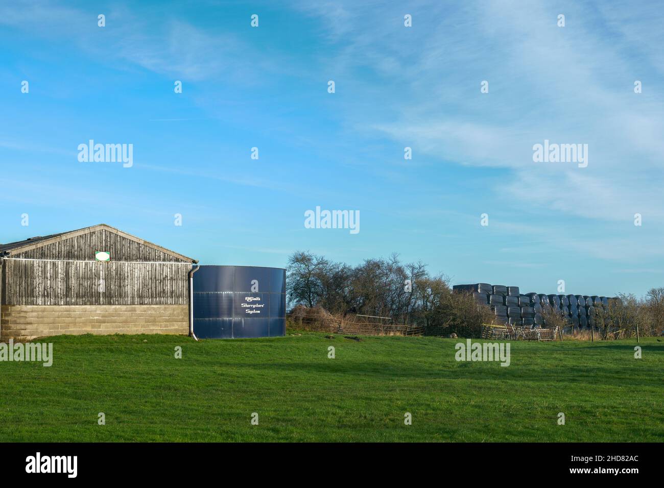 Storage silo Banque de photographies et d’images à haute résolution - Alamy