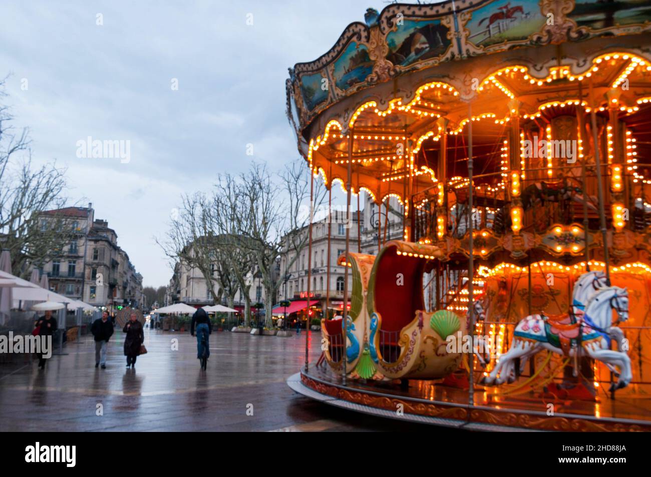 Escalier d'avignon Banque de photographies et d’images à haute ...