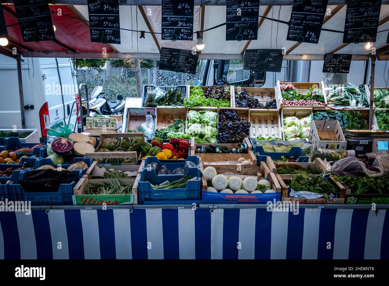 Produits locaux shopping france alimentaire Banque de photographies et ...
