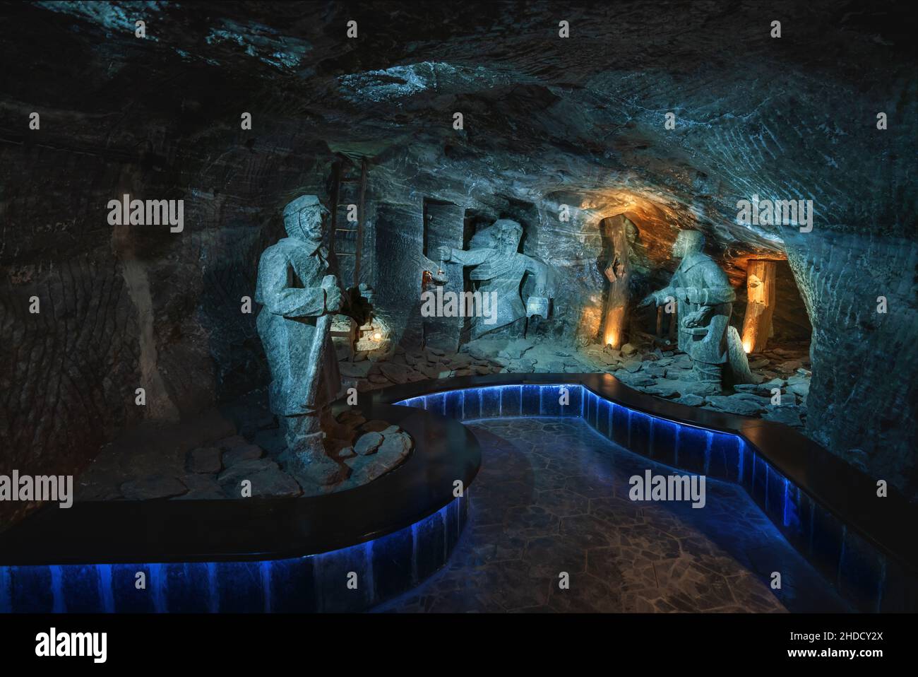Wieliczka salt mine sculpture Banque de photographies et d’images à ...