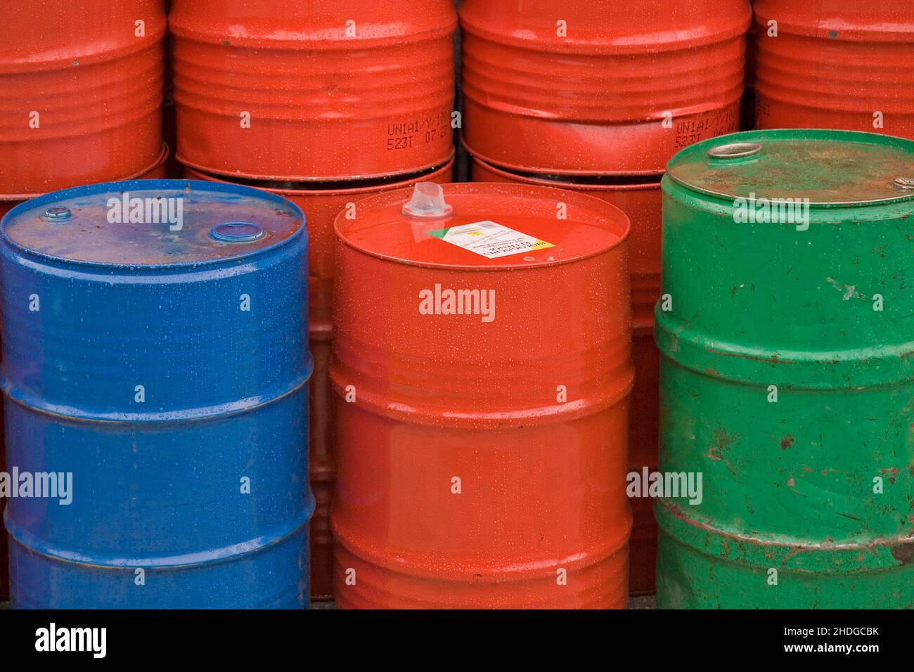 Barils humides Banque de photographies et d’images à haute résolution ...