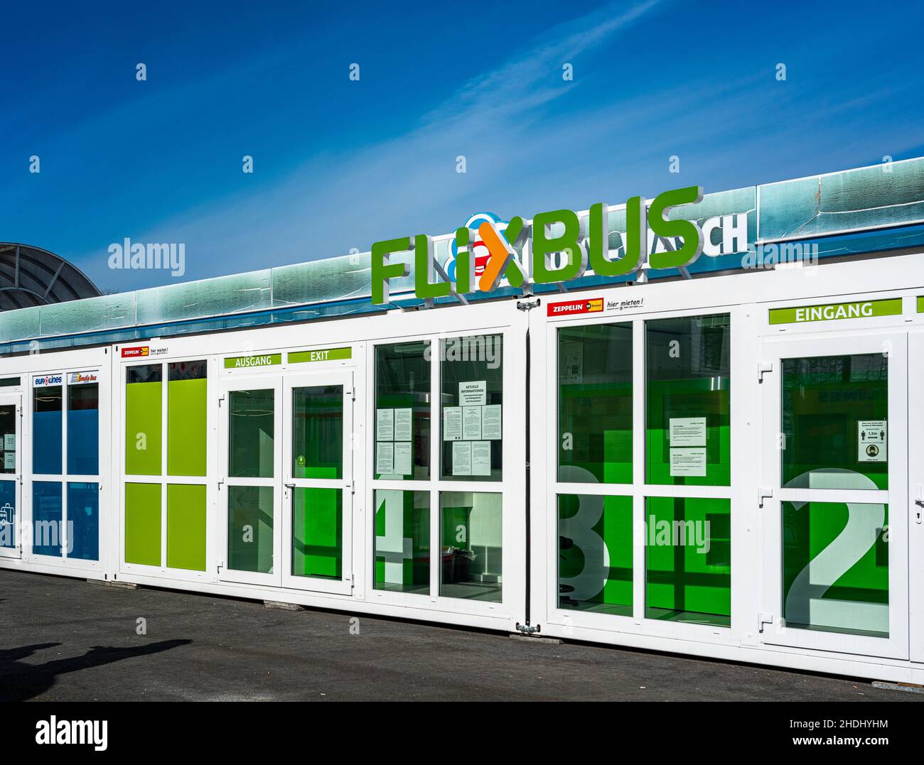Flixbus central stationation Banque de photographies et d’images à ...